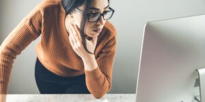 How To Fix Green Pixels Showing On My Monitor? (3 Easy Tips)