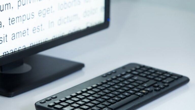 What is IPS glow? (5 Ways to Fix It In 2022) - TechTreatBox