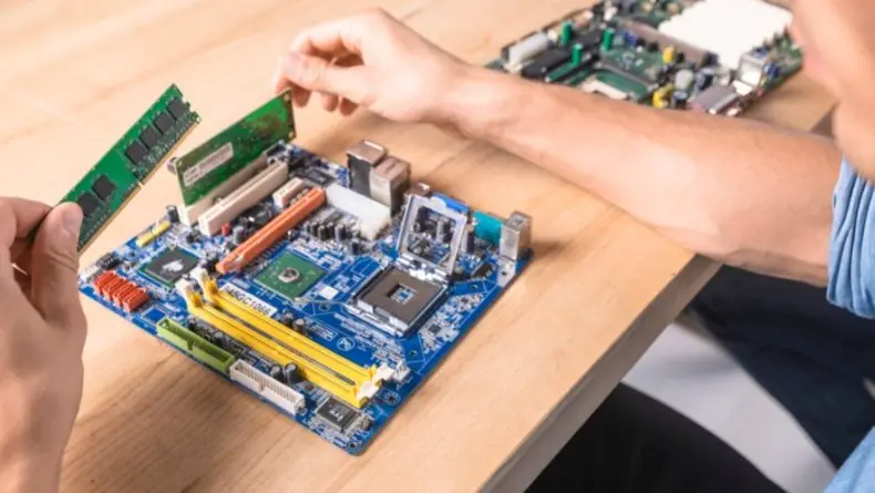 TechTreatBox - Explore Technology Around You