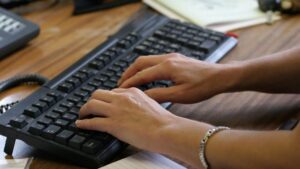 What Is Keyboard Polling Rate? (Why It Matters in 2022?)